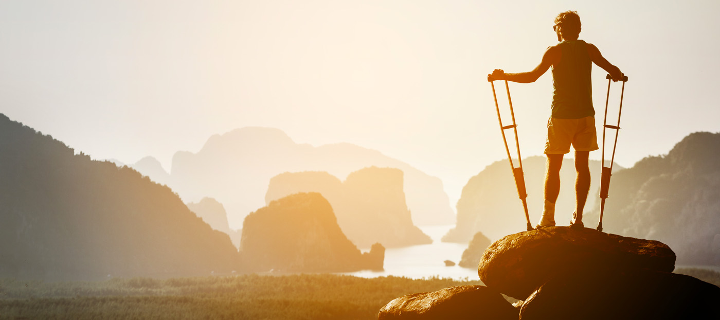 Comment marcher avec des béquilles ? - Technicien de santé